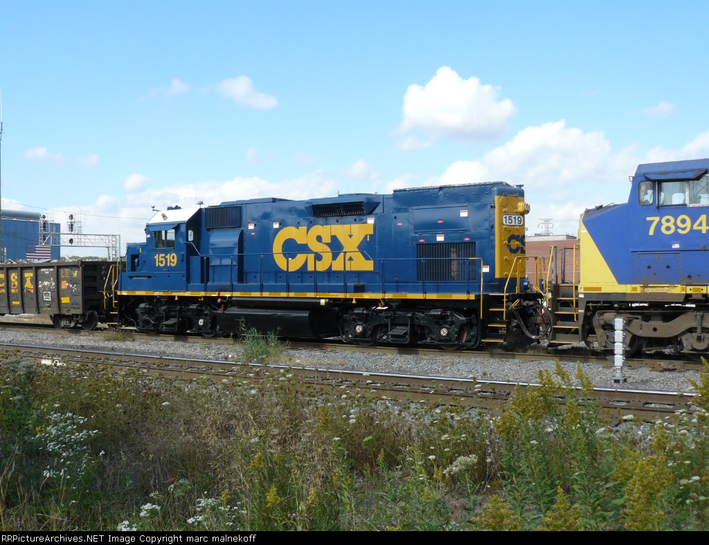 CSX 1519